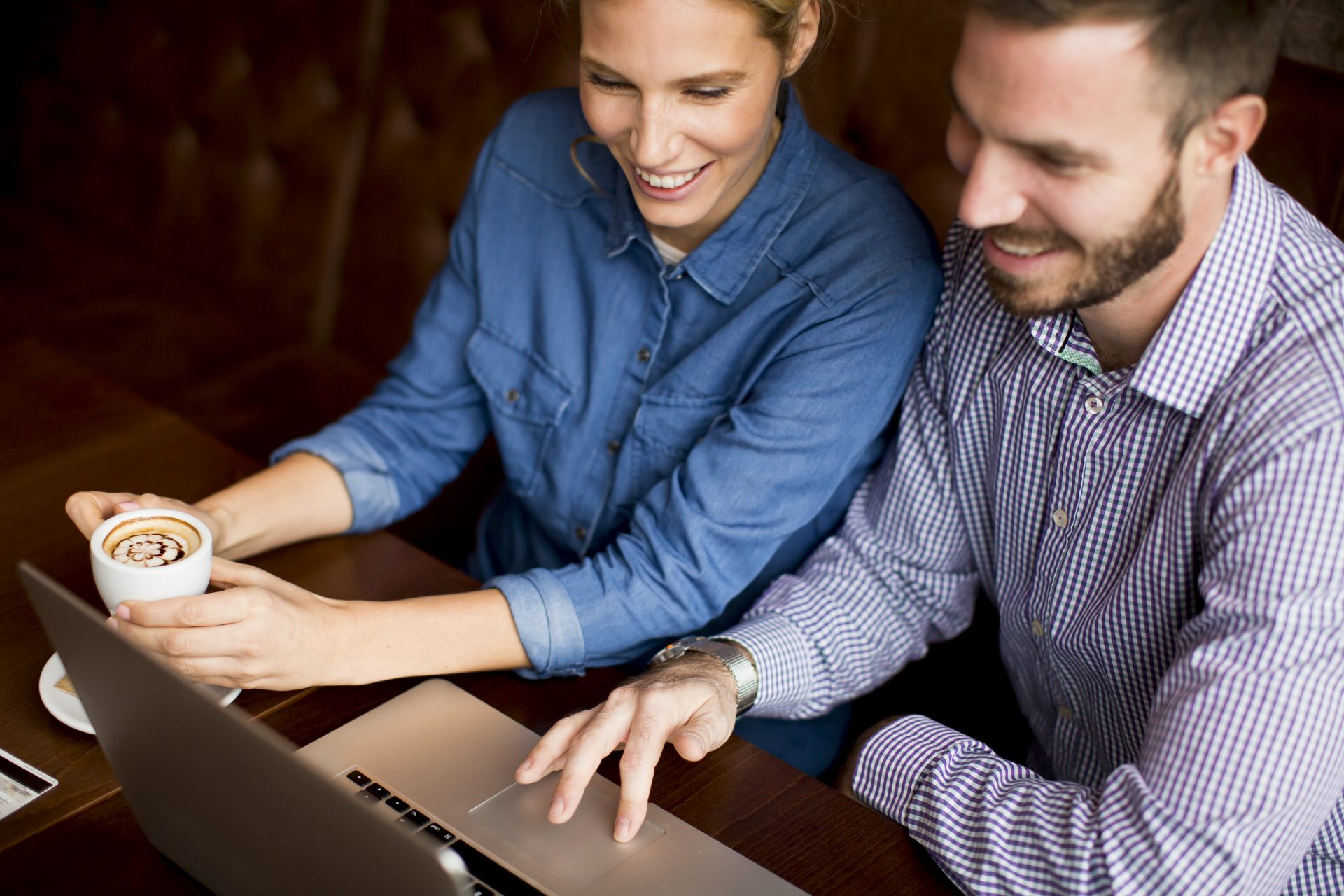 Como Escolher o Provedor de Internet Certo para Seu Negócio